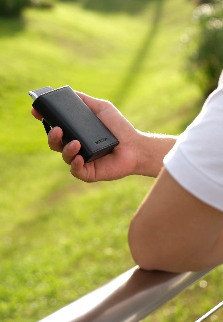 About Us – NOMADICO